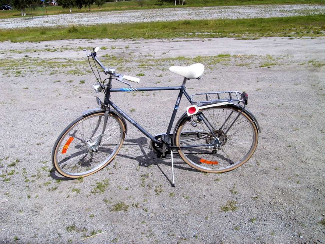 3 Speed Bicycle Background Image, Wallpaper or Texture free for any web ...